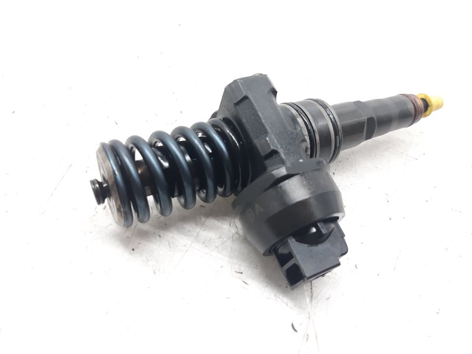 Injector SEAT LEON (1M1) 7904241 | B-Parts
