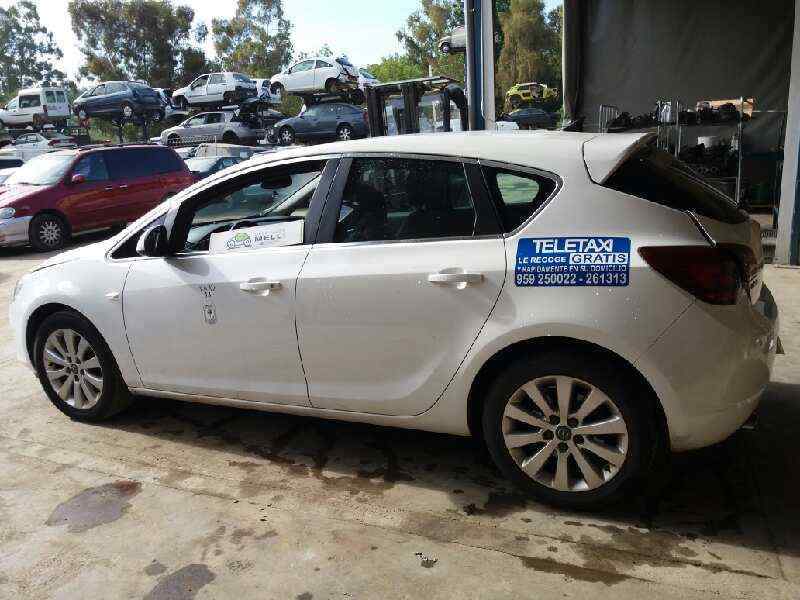 Radiator fan OPEL ASTRA J (P10) 2.0 CDTI (68) 13250331 | B-Parts