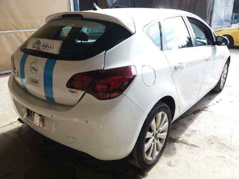 Radiator fan OPEL ASTRA J (P10) 2.0 CDTI (68) 13250331 | B-Parts