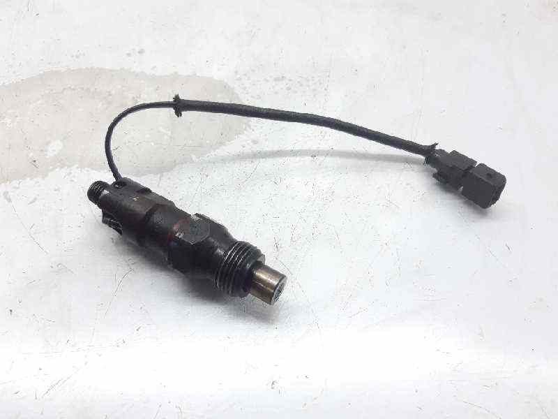 Injector RENAULT TRAFIC Van (T_, P_, V_) 1.9 D 6143156 | B-Parts