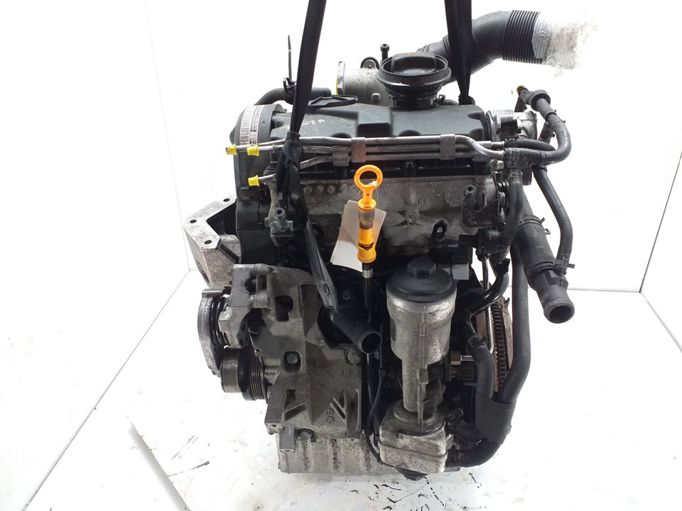 Engine VW POLO (9N_) 7114296 | B-Parts