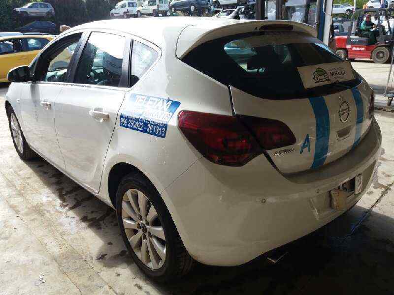 Radiator fan OPEL ASTRA J (P10) 2.0 CDTI (68) 13250331 | B-Parts