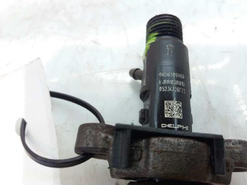 Injecteur PEUGEOT 407 (6D_) 2.0 (6DRFNB, 6DRFNE) 3518823 | B-Parts