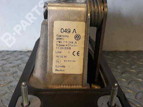 Manual gearbox selector VW TIGUAN VAN (5N_) 2.0 TDI (5N1, 5N2) 7433450 ...