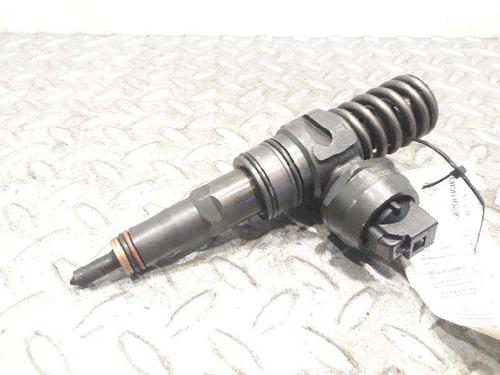 Injector VW CADDY III Box Body/MPV (2KA, 2KH, 2CA, 2CH) 1.9 TDI 3082804 ...