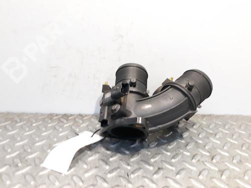 Throttle body PEUGEOT 407 (6D_) 2.0 (6DRFNB, 6DRFNE) 8896670 | B-Parts
