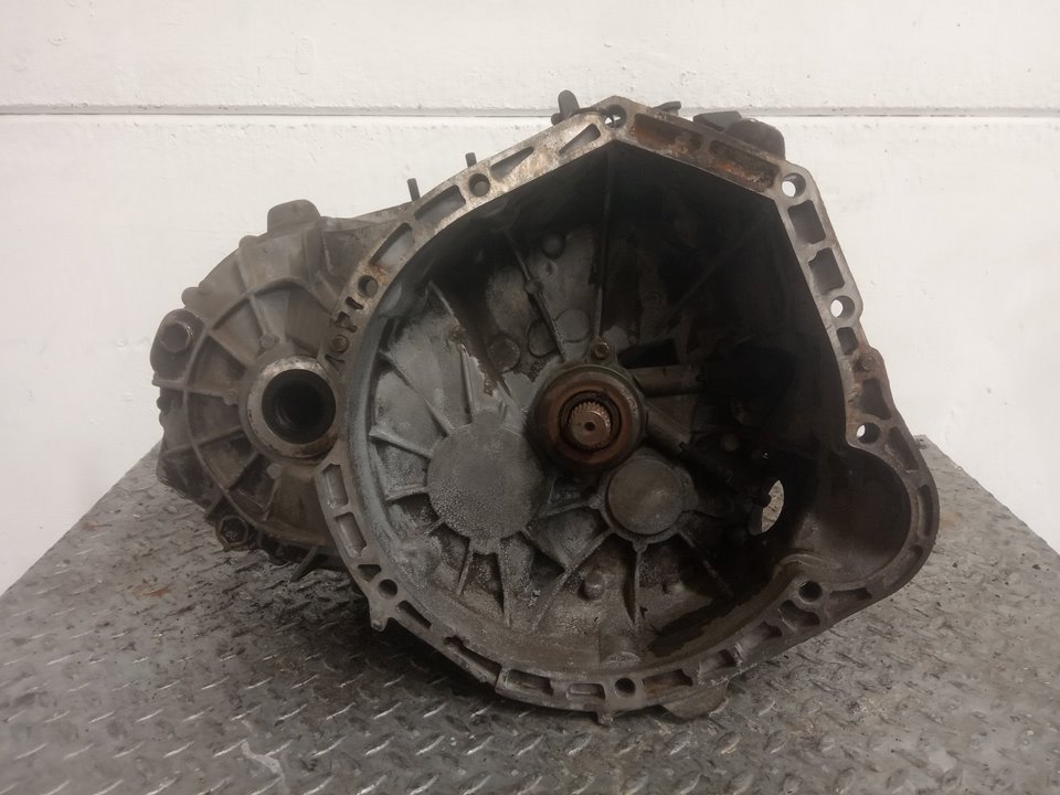 Manual gearbox MERCEDES-BENZ VITO Van (W638) 3076169 | B-Parts