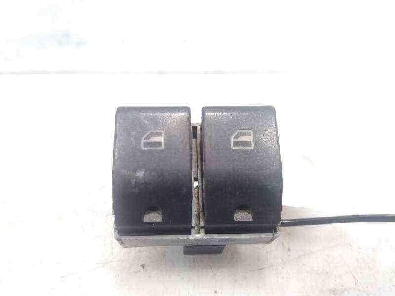 Left front window switch VW POLO (9N_) 1.2 12V 4824261 | B-Parts