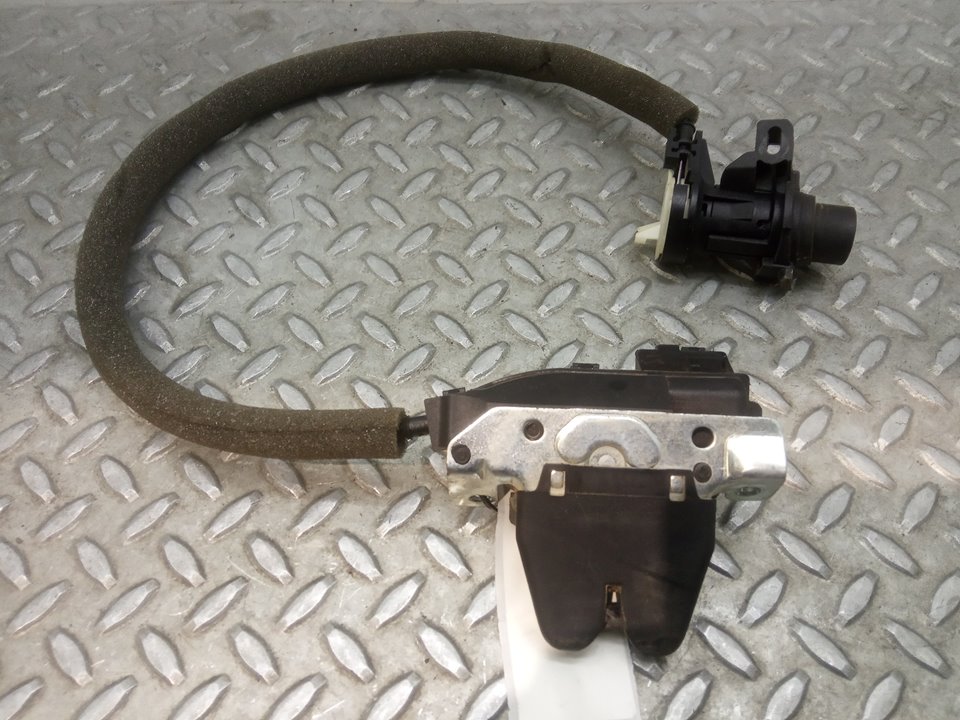 Tailgate lock MERCEDES-BENZ C-CLASS (W204) C 220 CDI (204.002) 9171277 ...