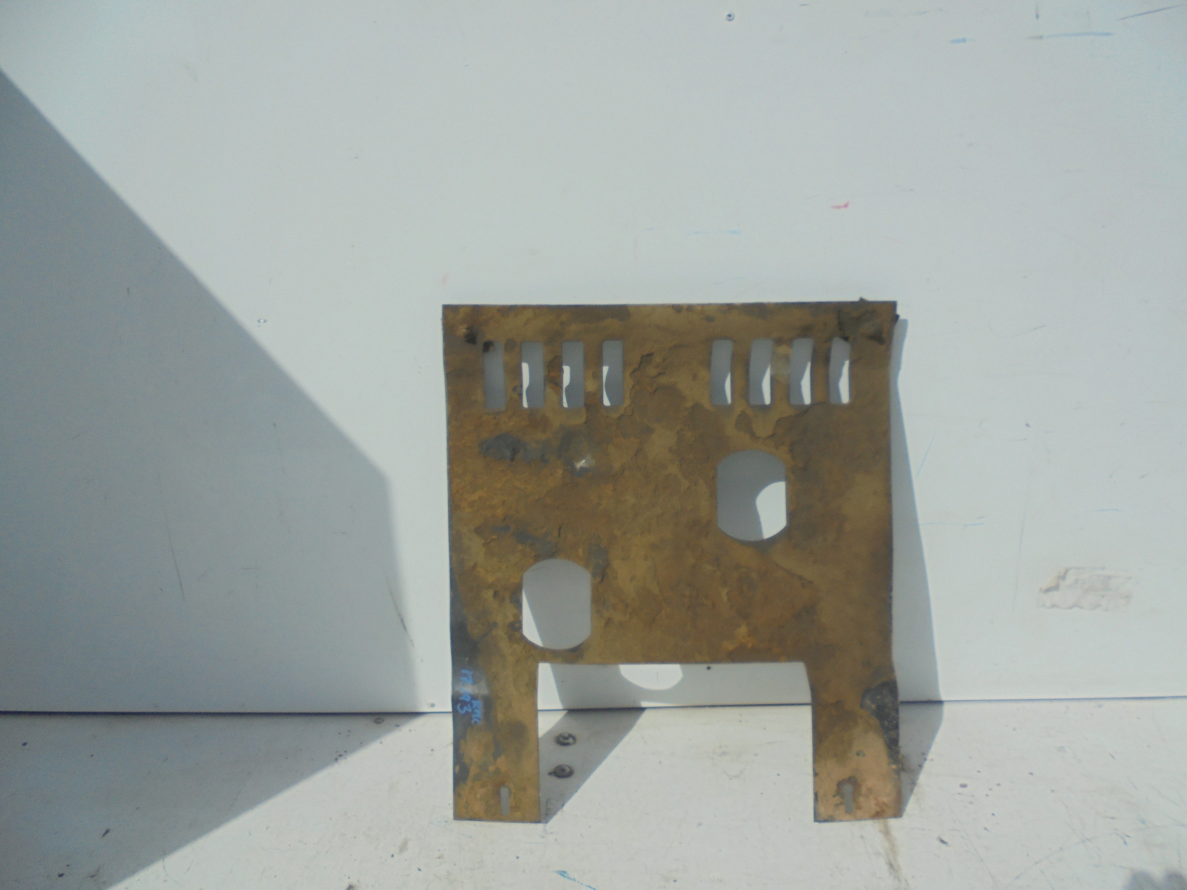 Engine under cover RENAULT RAPID Box Body/MPV (F40_, G40_) 19262234 | B ...