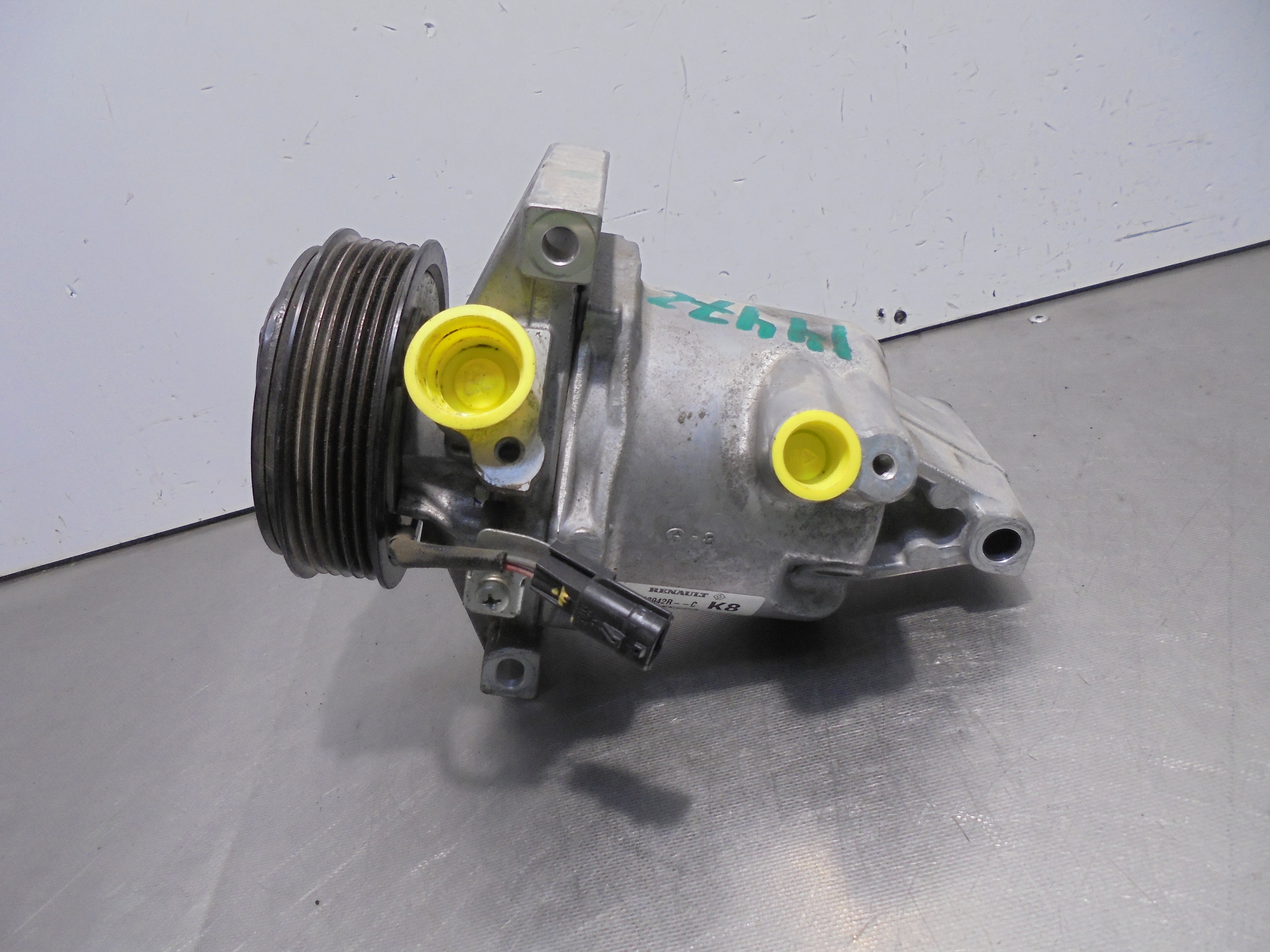 AC compressor RENAULT RAPID Box Body/MPV (F40_, G40_) 13461998 | B-Parts