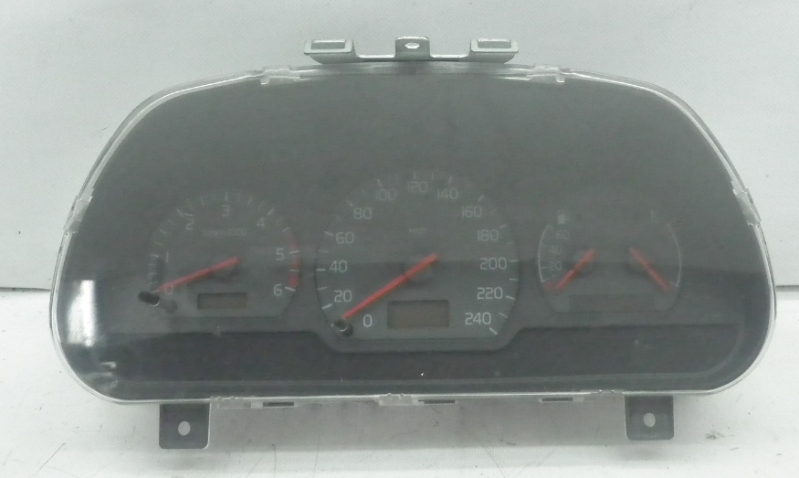 Instrument cluster VOLVO V40 Estate (645) 1.9 TD 3006221 | B-Parts