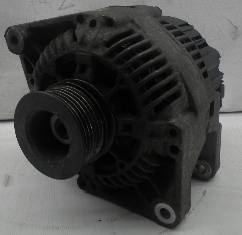 Alternator VOLVO V40 Estate (645) 2.0 T 3006537 | B-Parts