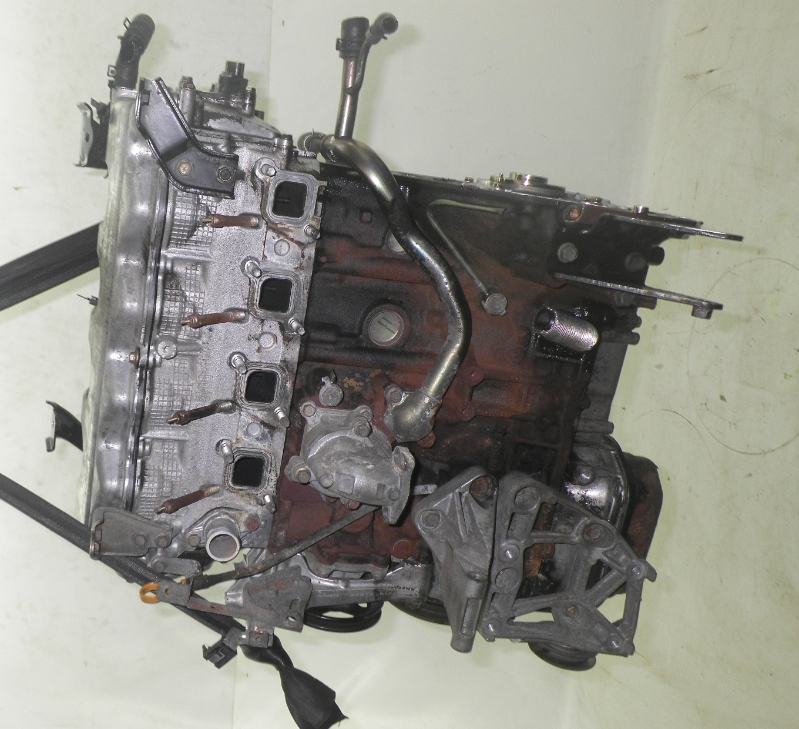 Engine NISSAN X-TRAIL I (T30) 2.2 Di 4x4 4834722 | B-Parts