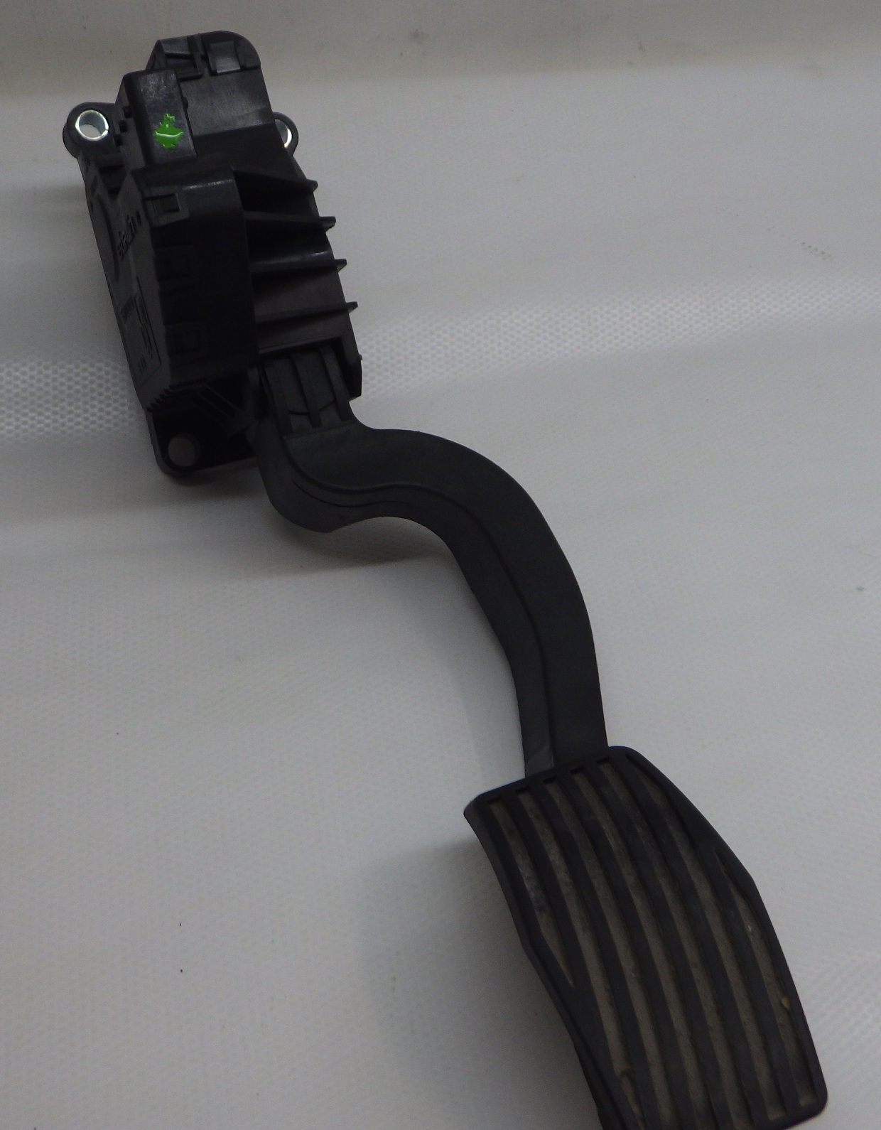 Pedal OPEL CORSA D (S07) 1.0 (L08, L68) 5216007 | B-Parts
