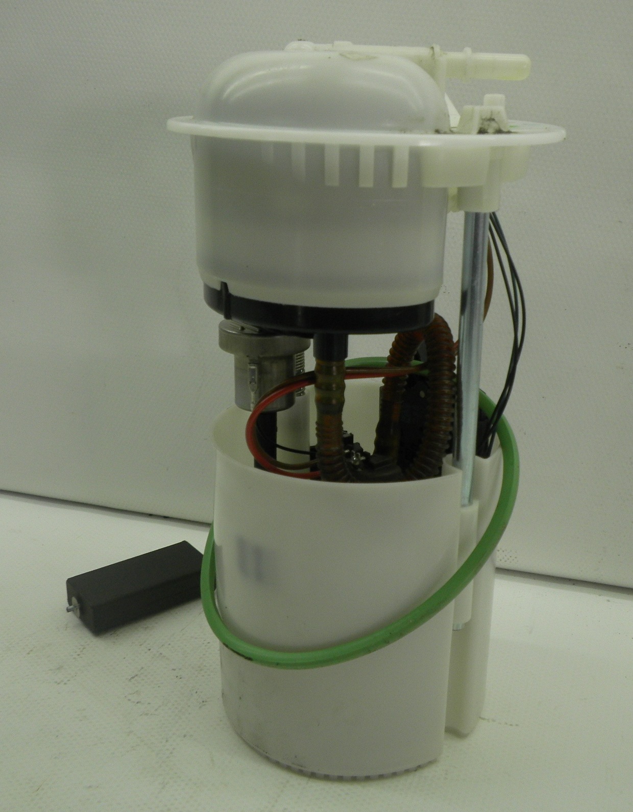 Fuel pump FORD KA (RU8) 1.2 FORD: 51806983 | B-Parts