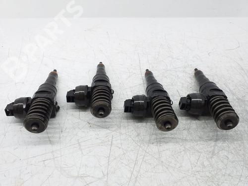 Injector VW CADDY III Box Body/MPV (2KA, 2KH, 2CA, 2CH) 1.9 TDI 8192250 ...