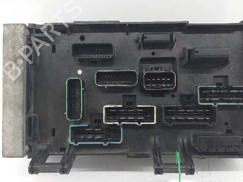Fuse box CHRYSLER GRAND VOYAGER V (RT) 2.8 CRD 7702021 | B-Parts