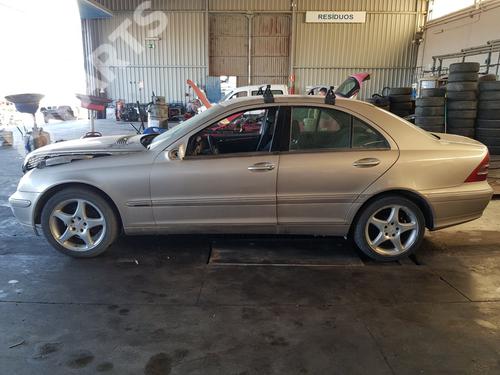 Left front fenders MERCEDES-BENZ C-CLASS (W203) 11053767 | B-Parts