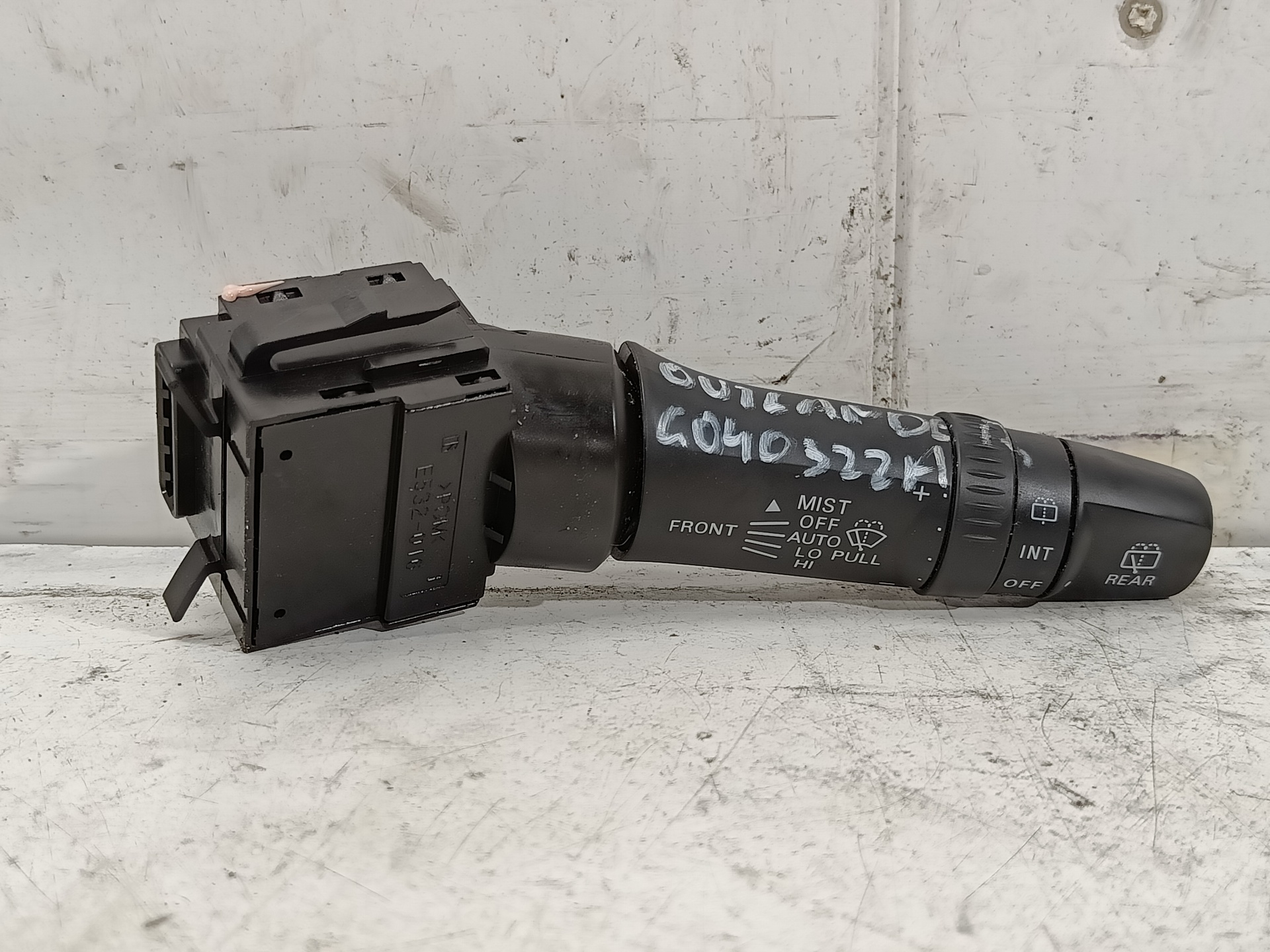 Steering column stalk MITSUBISHI OUTLANDER II (CW_W) 2.2 DI-D 4WD ...