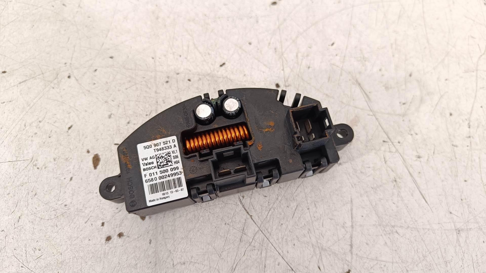 Heater resistor SEAT LEON (5F1) 11655432 | B-Parts