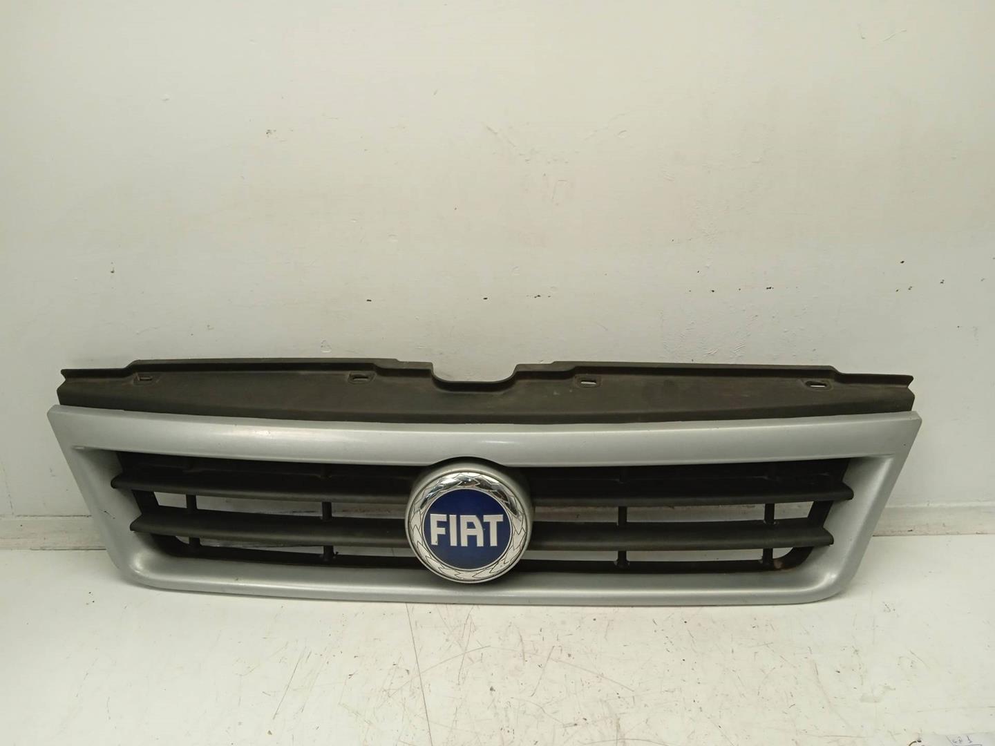 Front grille FIAT DUCATO Van (244_) 2.3 JTD 4263517 | B-Parts
