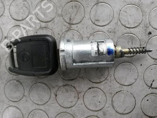 Conmutador de arranque OPEL ZAFIRA A MPV (T98) 15203536 | B-Parts