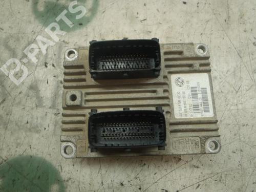 Engine control unit (ECU) FIAT 500 (312_) 1.2 (312AXA1A) 6724562 | B-Parts