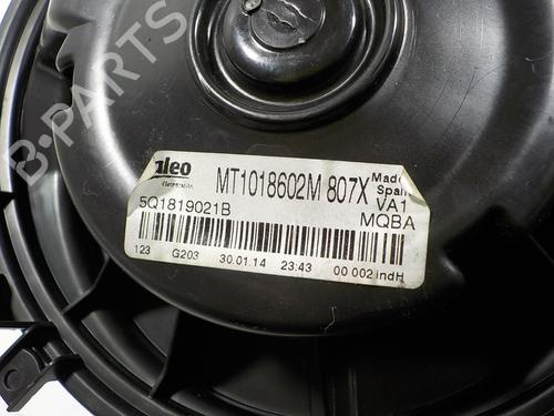 Heater blower motor SEAT LEON (5F1) 12909249 | B-Parts