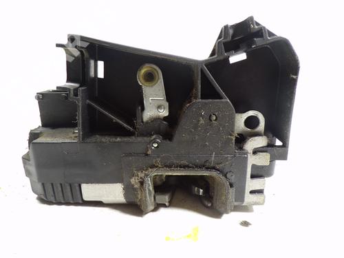 Front left lock RENAULT TRAFIC II Van (FL) 1.9 dCi 100 (FL0C) 7302188 ...