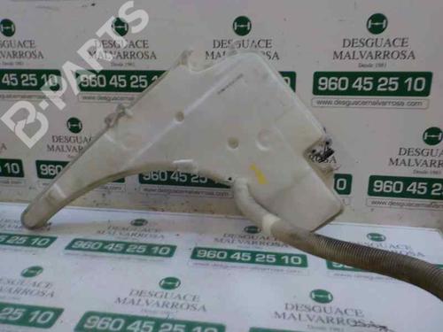 Windscreen washer tank BMW 3 (E90) 320 d 8954208 | B-Parts