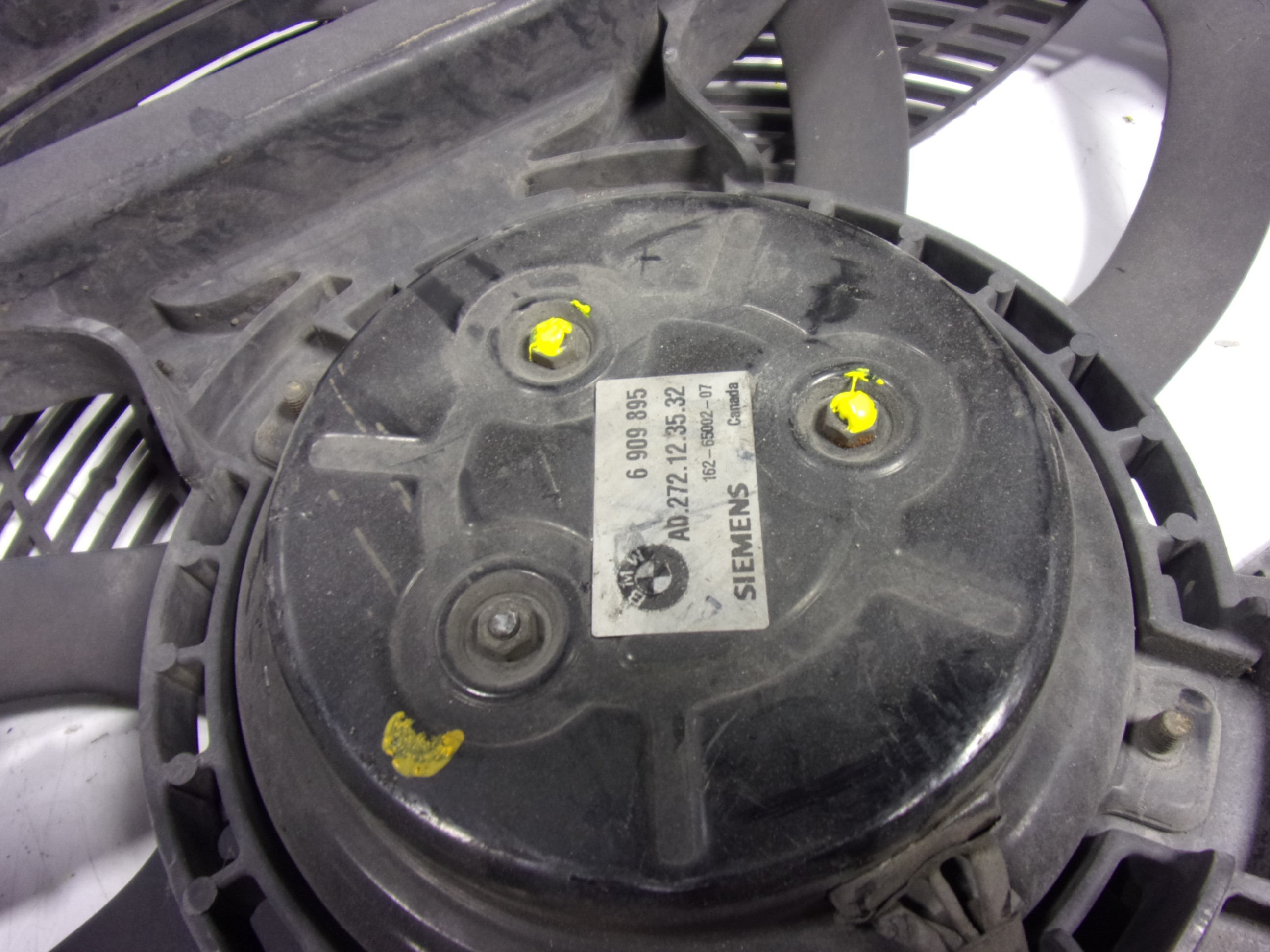 Radiator fan BMW 5 (E39) 10291651 | B-Parts