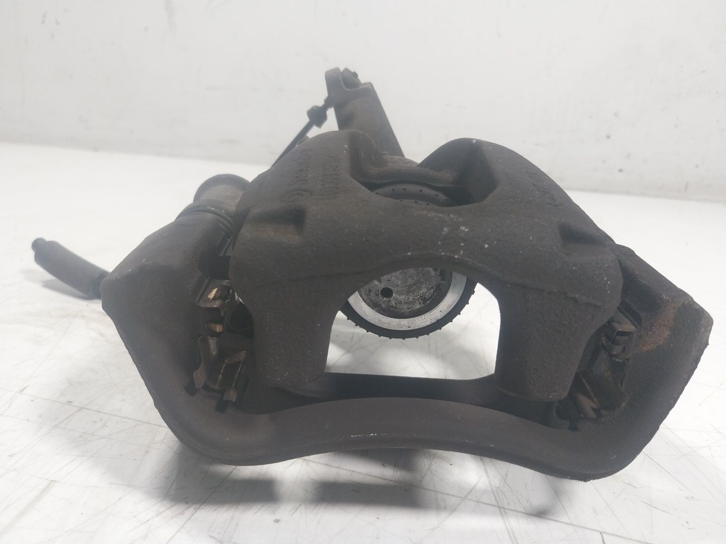 Left rear brake caliper RENAULT MASTER III Van (FV) 2.3 dCi 110 FWD ...