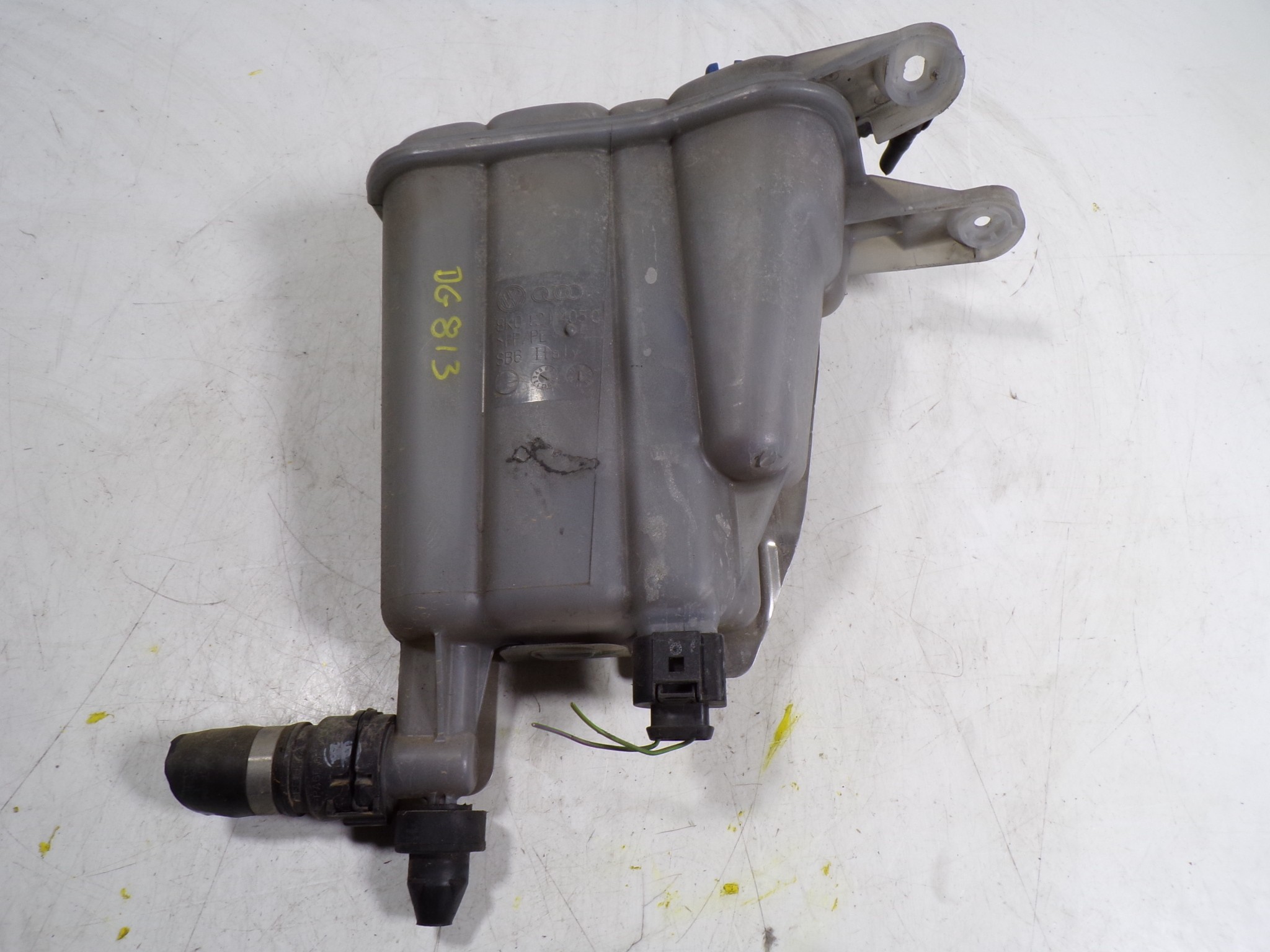 Expansion tank AUDI A4 B8 (8K2) 2.7 TDI 7637527 | B-Parts