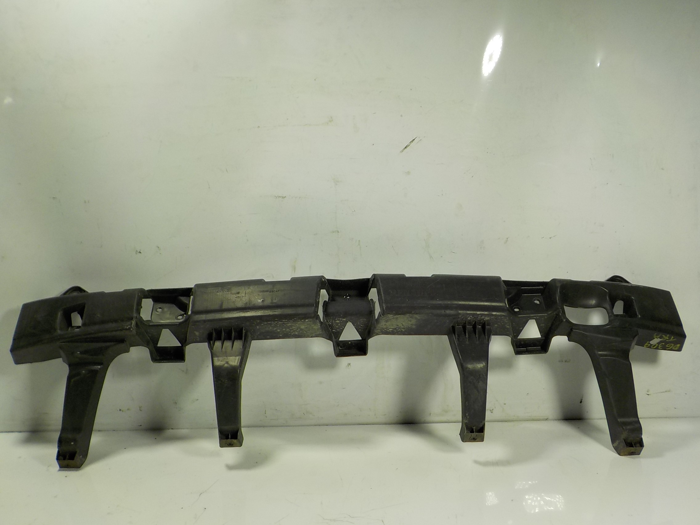 Rear bumper reinforcement DACIA DUSTER (HS_) 1.5 dCi 7522776 | B-Parts