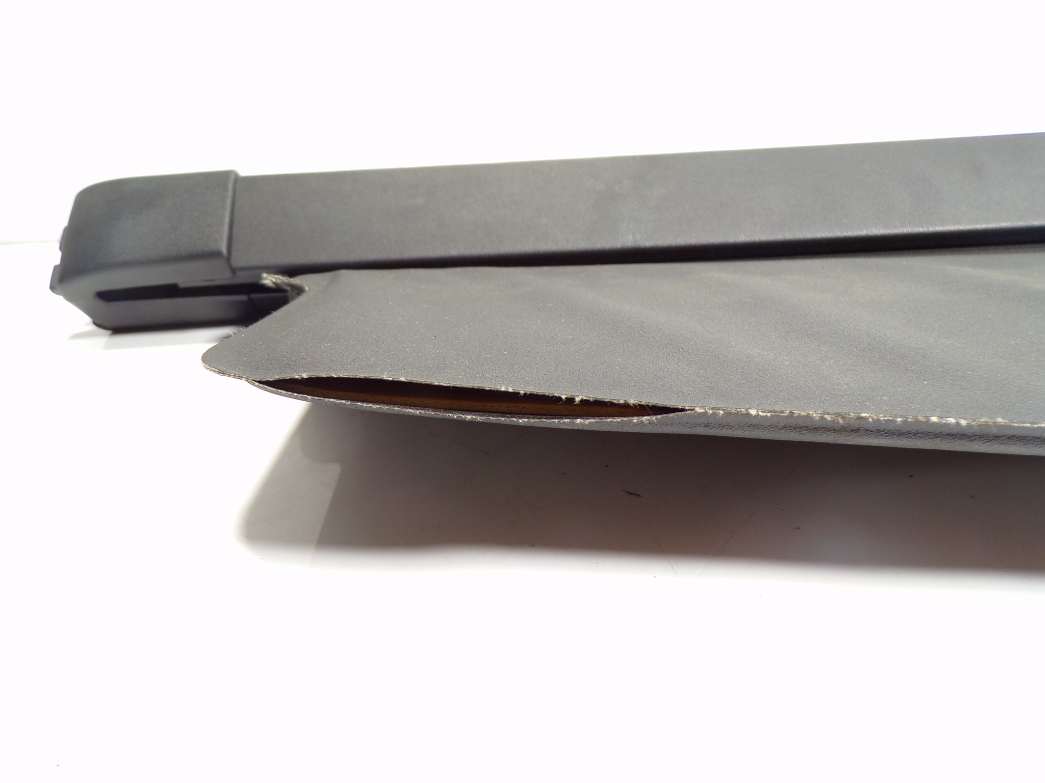 Rear parcel shelf LAND ROVER RANGE ROVER SPORT I (L320) 2.7 D 4x4 ...