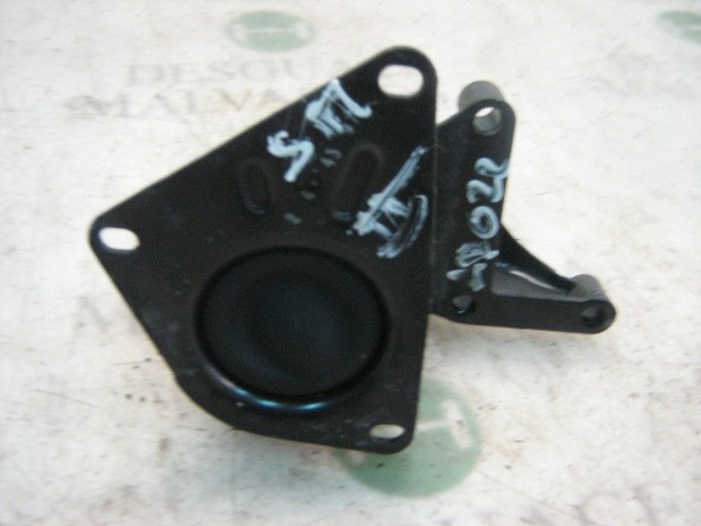 Engine mount VW POLO CLASSIC (86C, 80) 9086490 | B-Parts