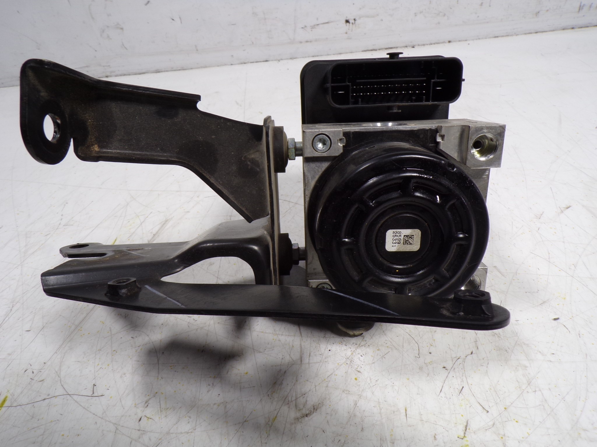 ABS pump NISSAN NOTE (E11, NE11) 8668422 | B-Parts