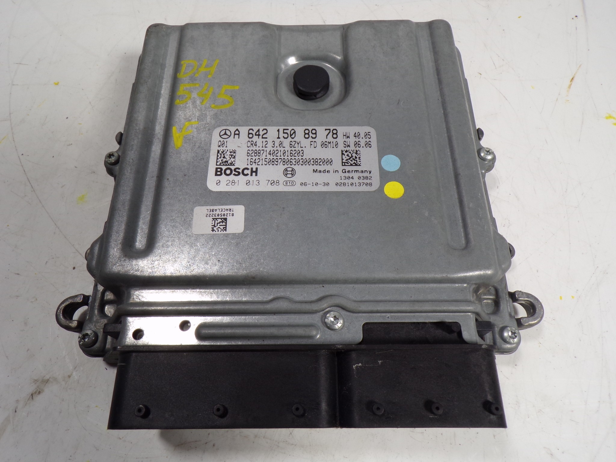 Engine control unit (ECU) MERCEDES-BENZ CLS (C219) CLS 320 CDI 8338010 ...