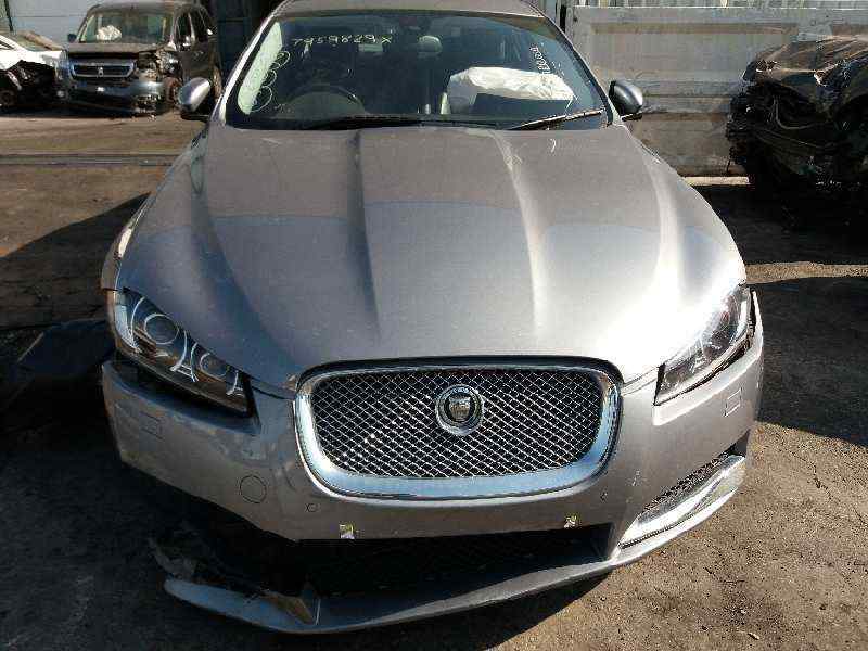 Fuse box JAGUAR XF (X250) 2.2 D | B-Parts