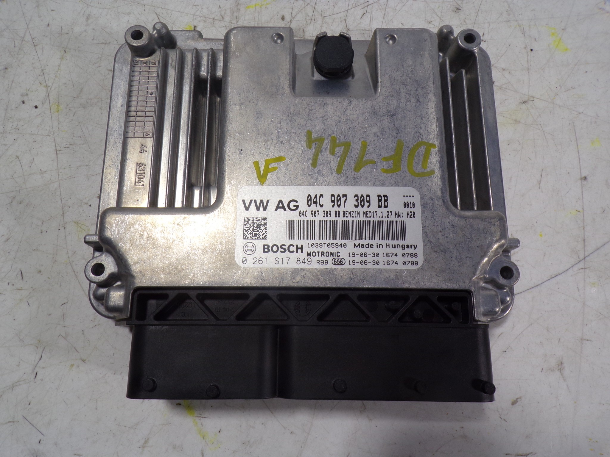 Engine control unit (ECU) AUDI A1 Sportback (GBA) 30 TFSI 8913451 | B-Parts