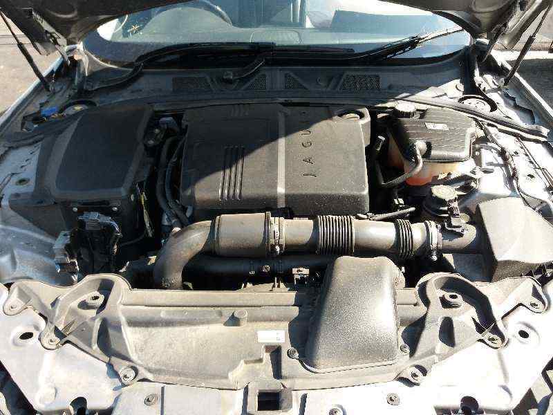 Fuse box JAGUAR XF (X250) 2.2 D | B-Parts