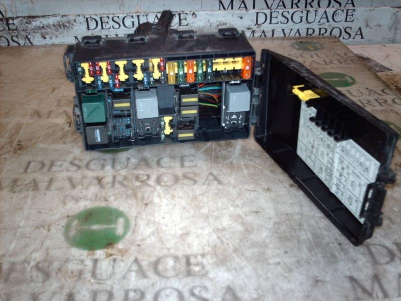 Fuse box FORD FOCUS I (DAW, DBW) 1.8 TDCi 3785516 | B-Parts
