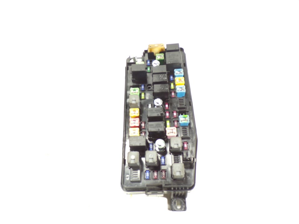 Fuse box OPEL ANTARA A (L07) 2.2 CDTi 7460605 | B-Parts
