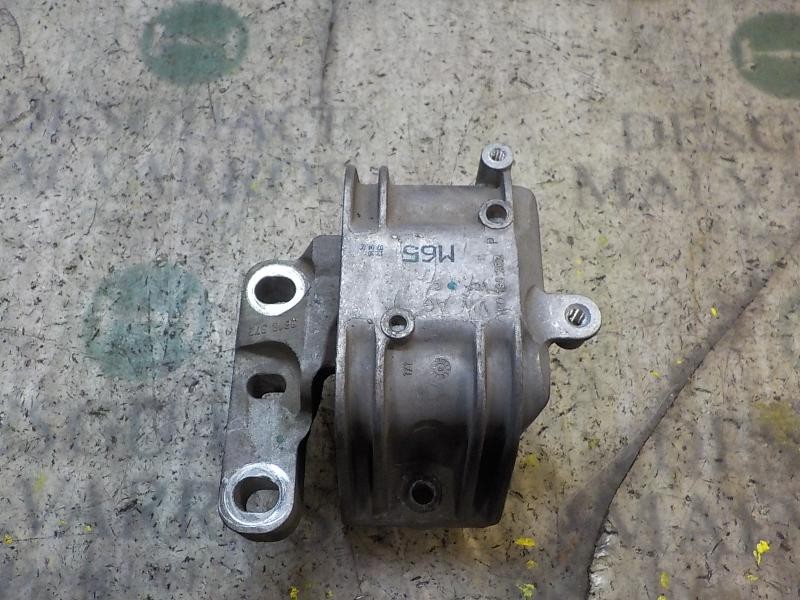 Engine mount VW PASSAT B6 (3C2) 2.0 TDI 16V 9081194 | B-Parts