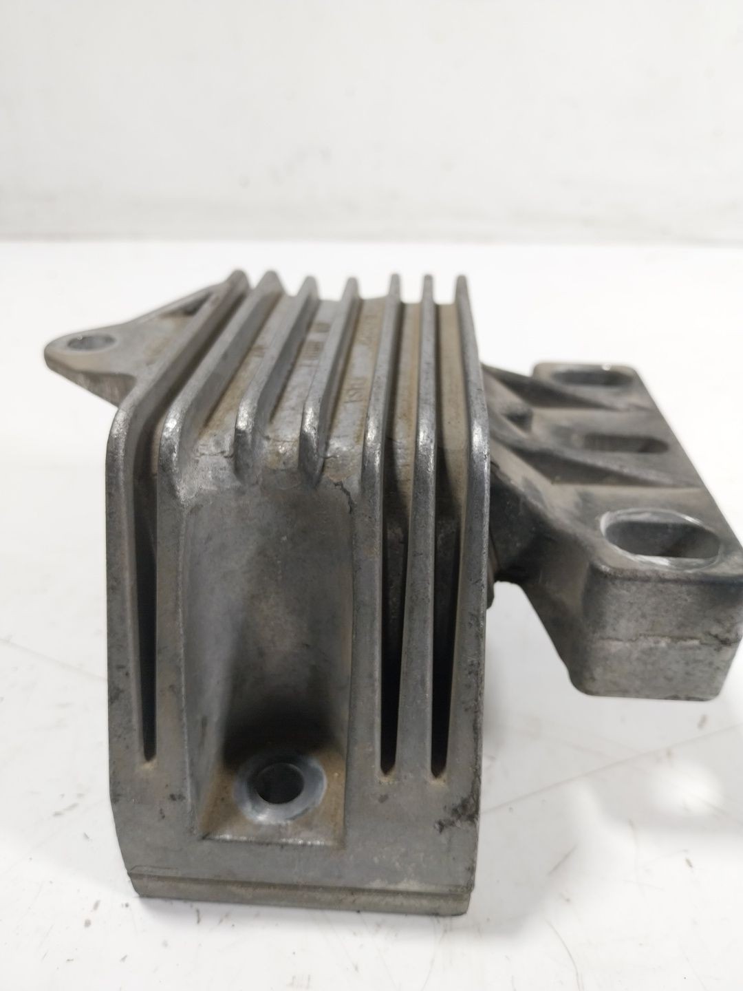 Engine mount AUDI TT (8N3) 1.8 T 16302975 | B-Parts