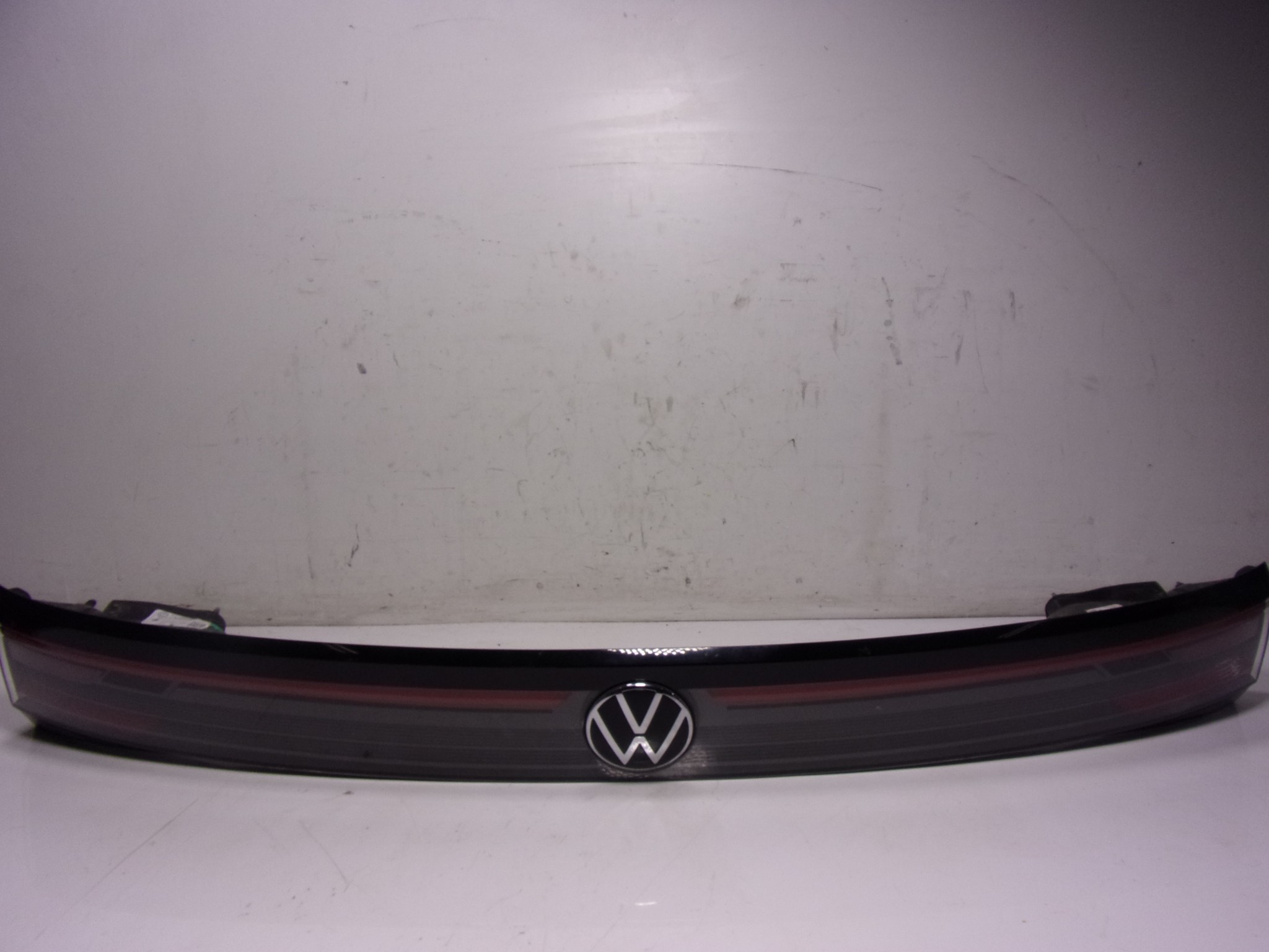 Rear center light VW TAIGO (CS1) 1.0 TSI 15283848 | B-Parts