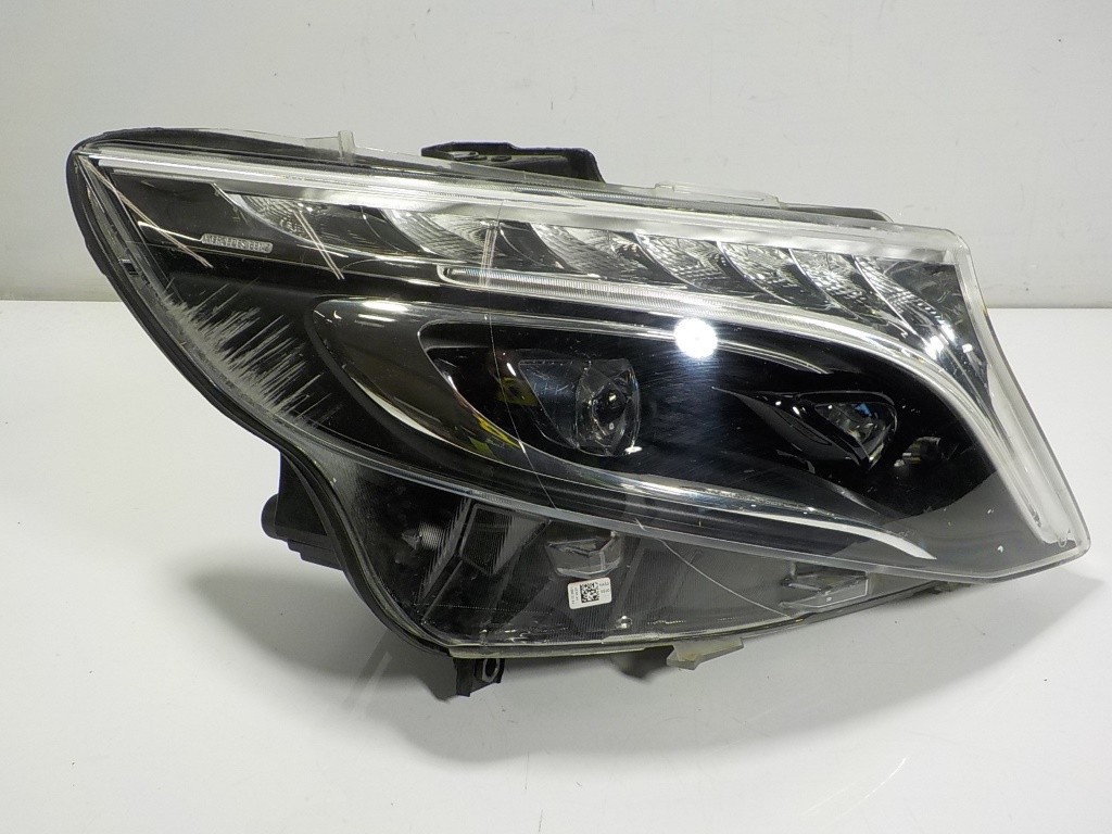 Right headlight MERCEDES-BENZ V-CLASS (W447) 13473186 | B-Parts