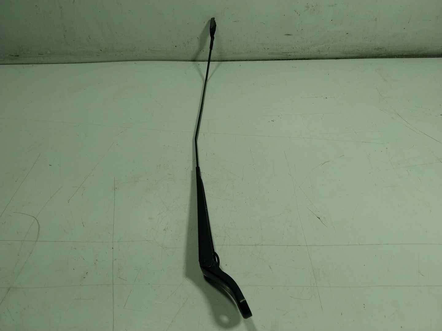 Front windshield wiper arm RENAULT ZOE (BFM_) ZOE 17674291 | B-Parts