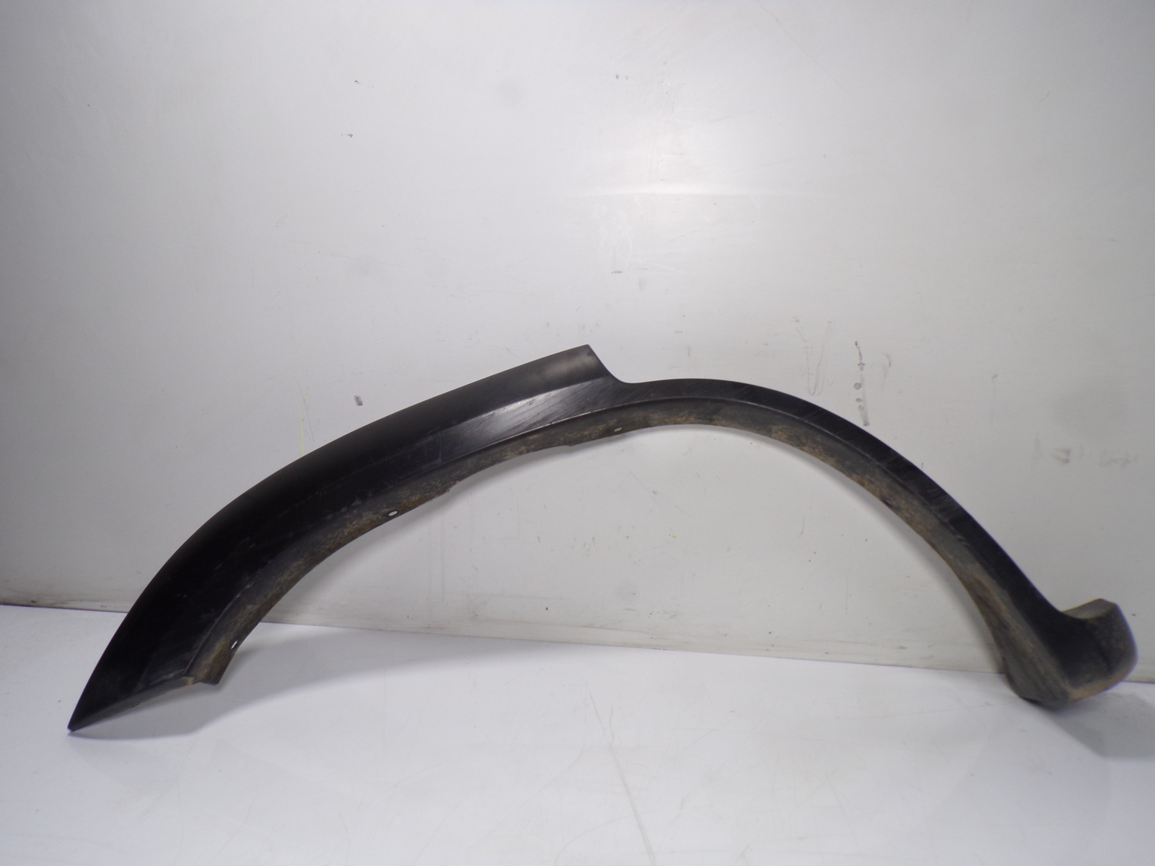 Rear right wheel arch trim NISSAN PATROL GR V Wagon (Y61) 3.0 DTi ...
